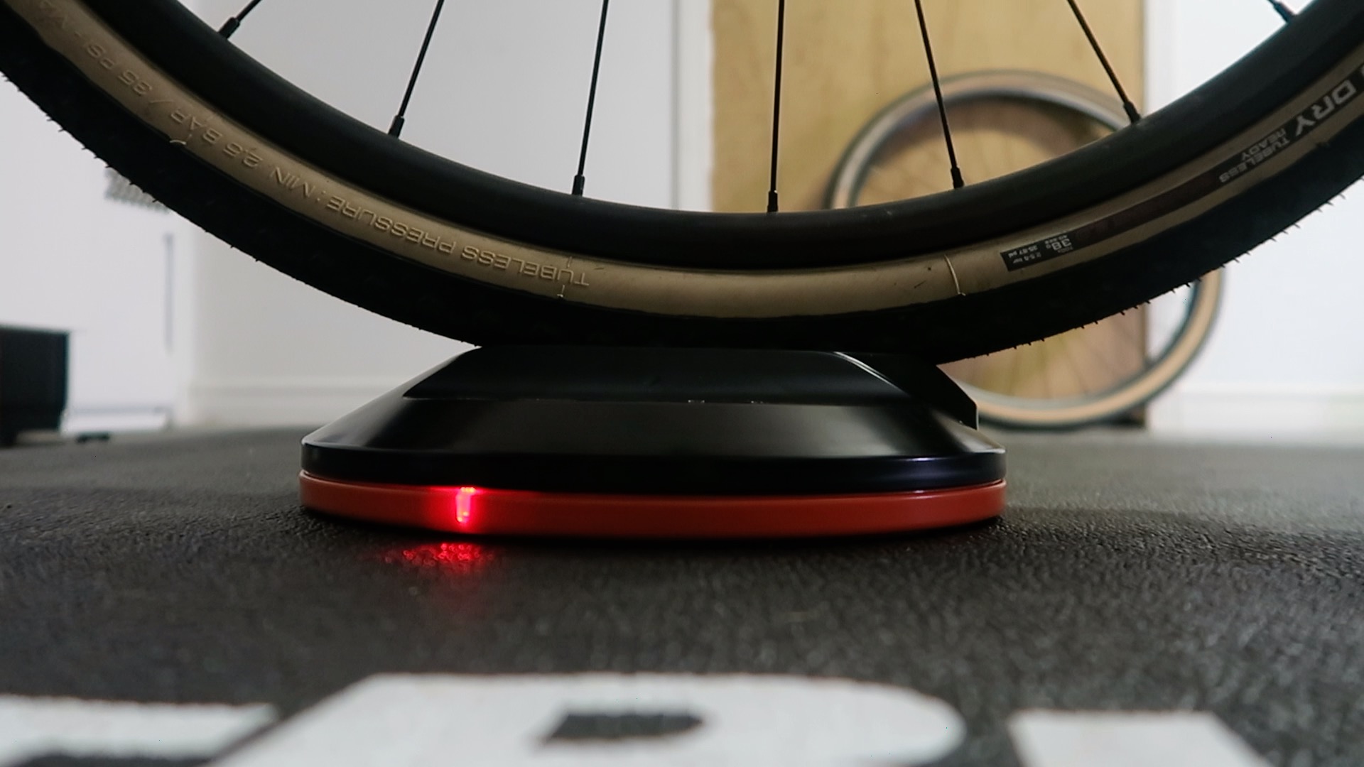 J’ai essayé le Zwift Steering : diriger de l’avatar – Sur deux roues